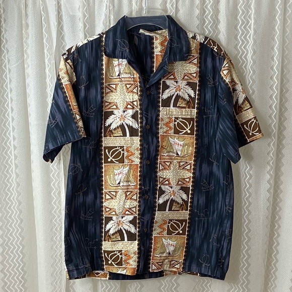 Winnie Fashion | Shirts | Winnie Fashion Hawaiian Button Down M Shirt ...